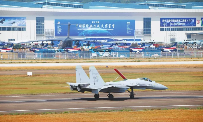 J-15T, J-15D y J-35: el presente y el futuro de la aviación de combate embarcada en los ...