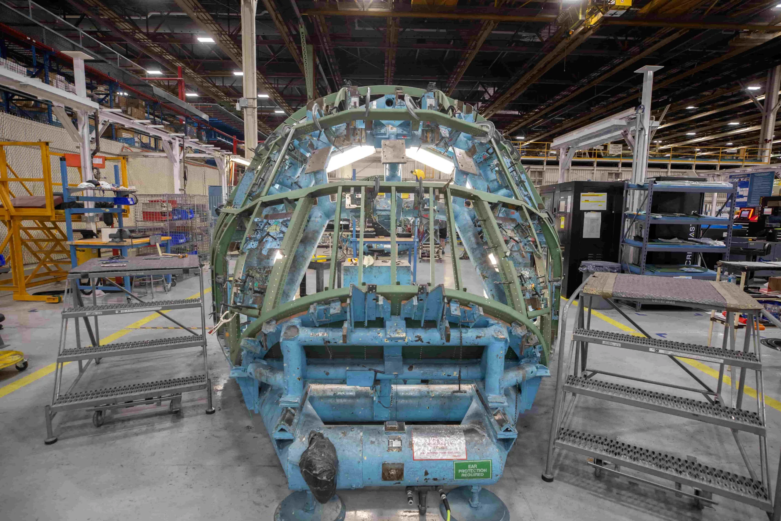 Lockheed Martin comienza la construcción del primero de los nuevos E-130J TACAMO para la Armada ...