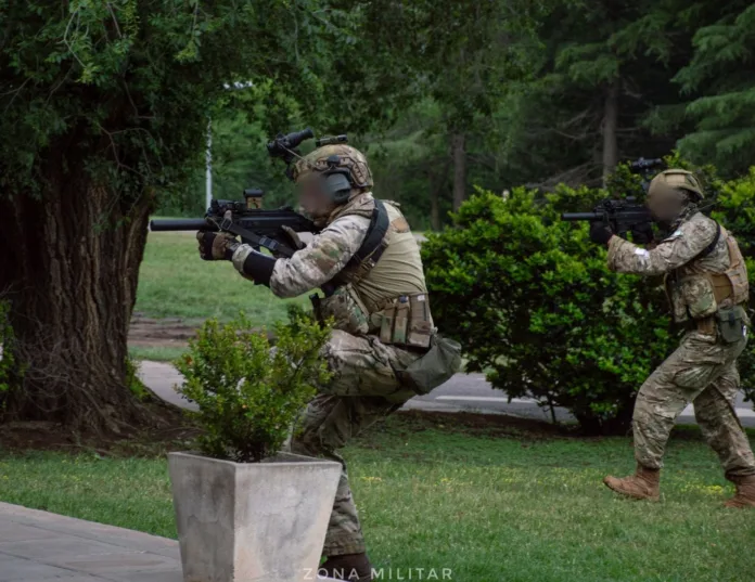 Cobertura - La Fuerza de Operaciones Especiales del Ejército Argentino completó el primer día ...