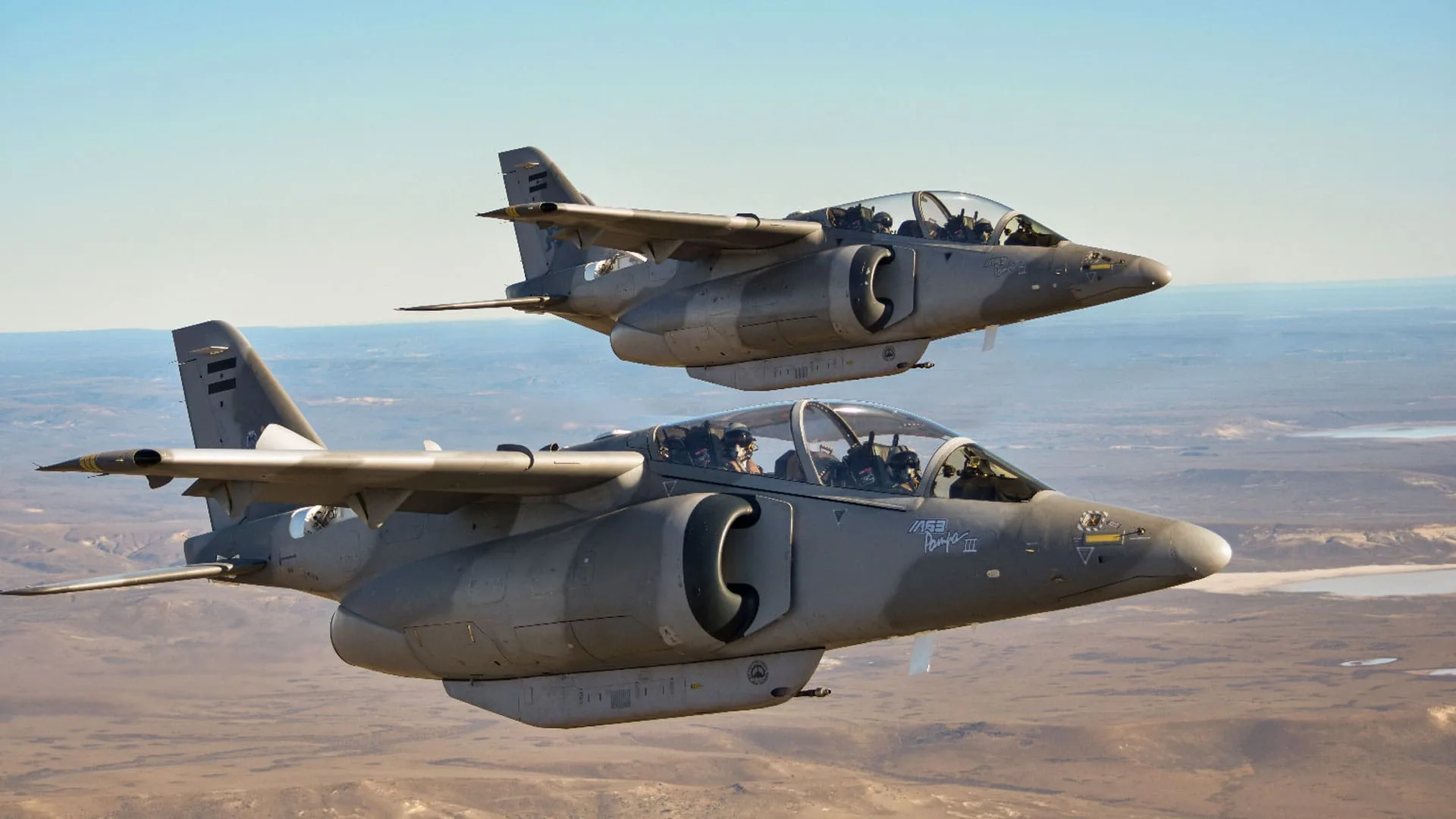 Con el despliegue de aviones IA-63 Pampa III, la Fuerza Aérea Argentina realizó la campaña de ...