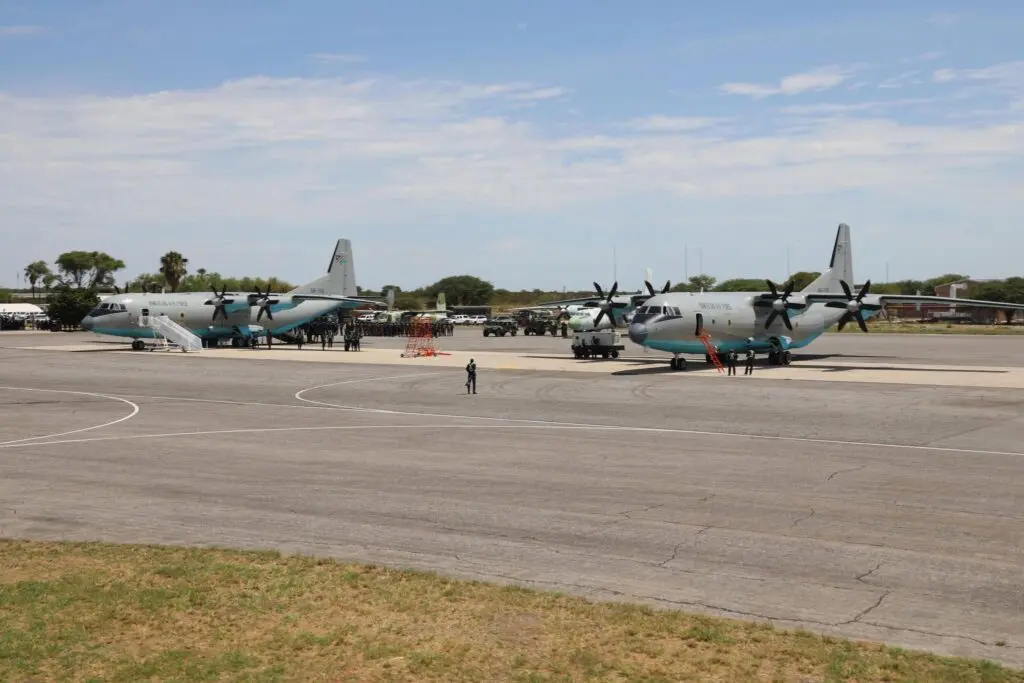 China finalizes the sale of its Y-9E transport aircraft to equip the ...