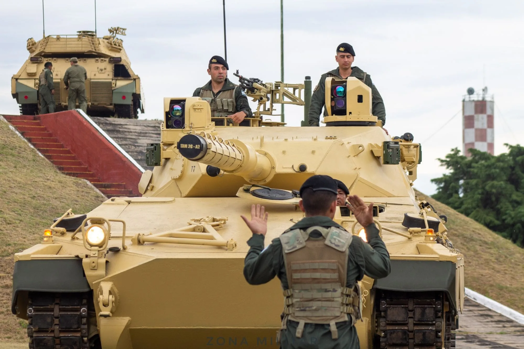El Ejército Argentino completó el traslado de la primera tanda de TAM ...