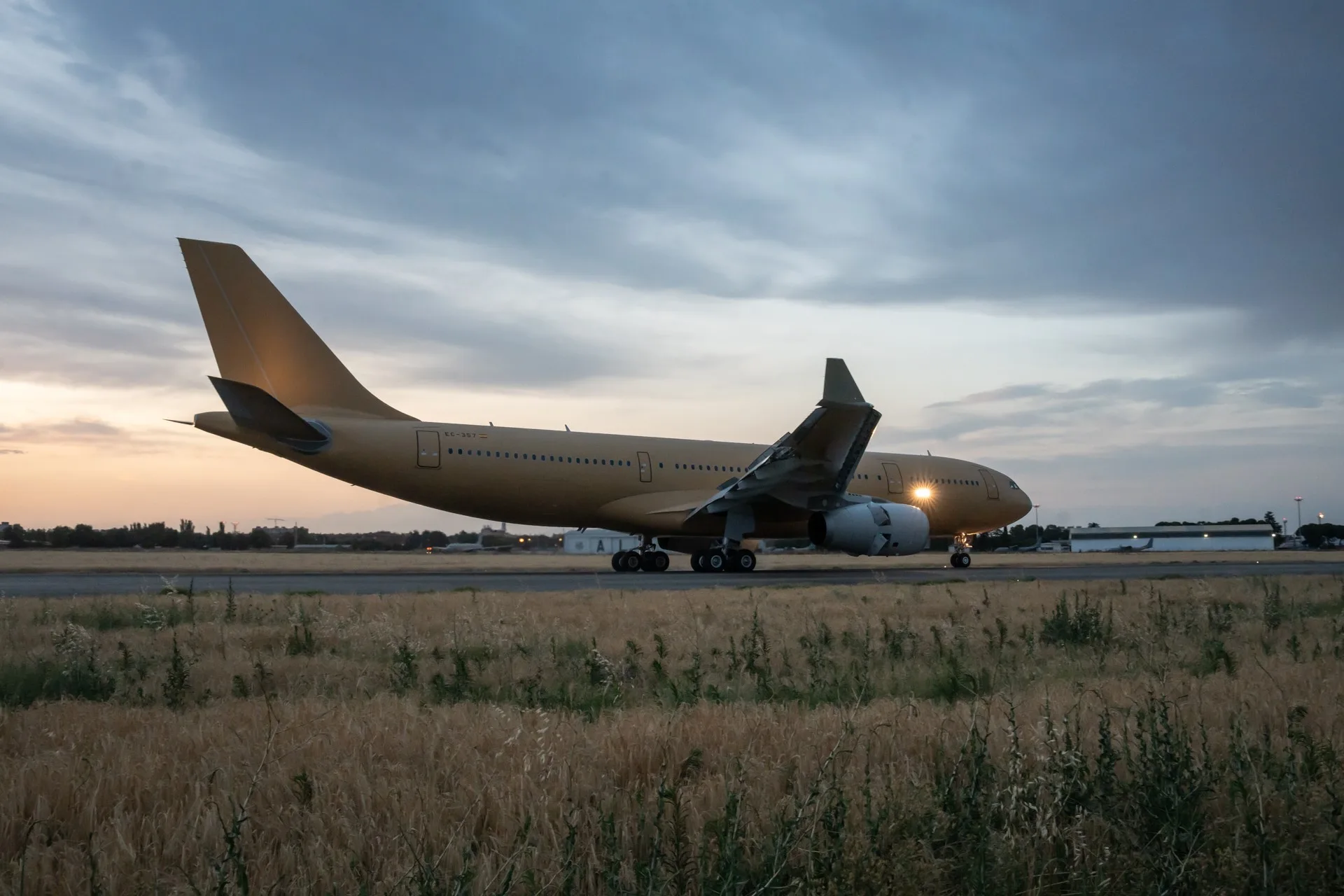 The first of the Royal Canadian Air Force's new Airbus A330s has arrived in Spain for conversion ...