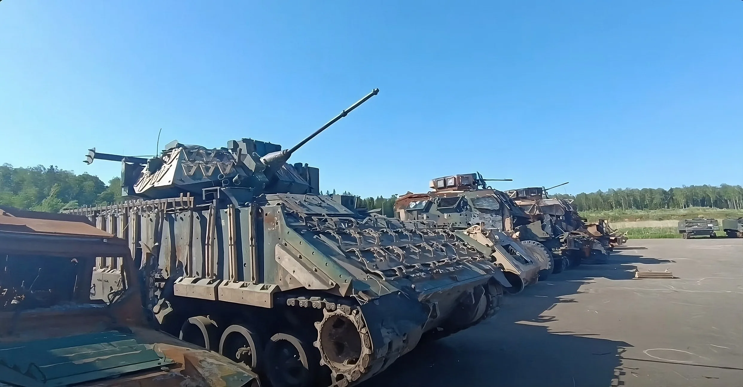 Uno de los M2A2 Bradley ucranianos capturados por las Fuerzas ...