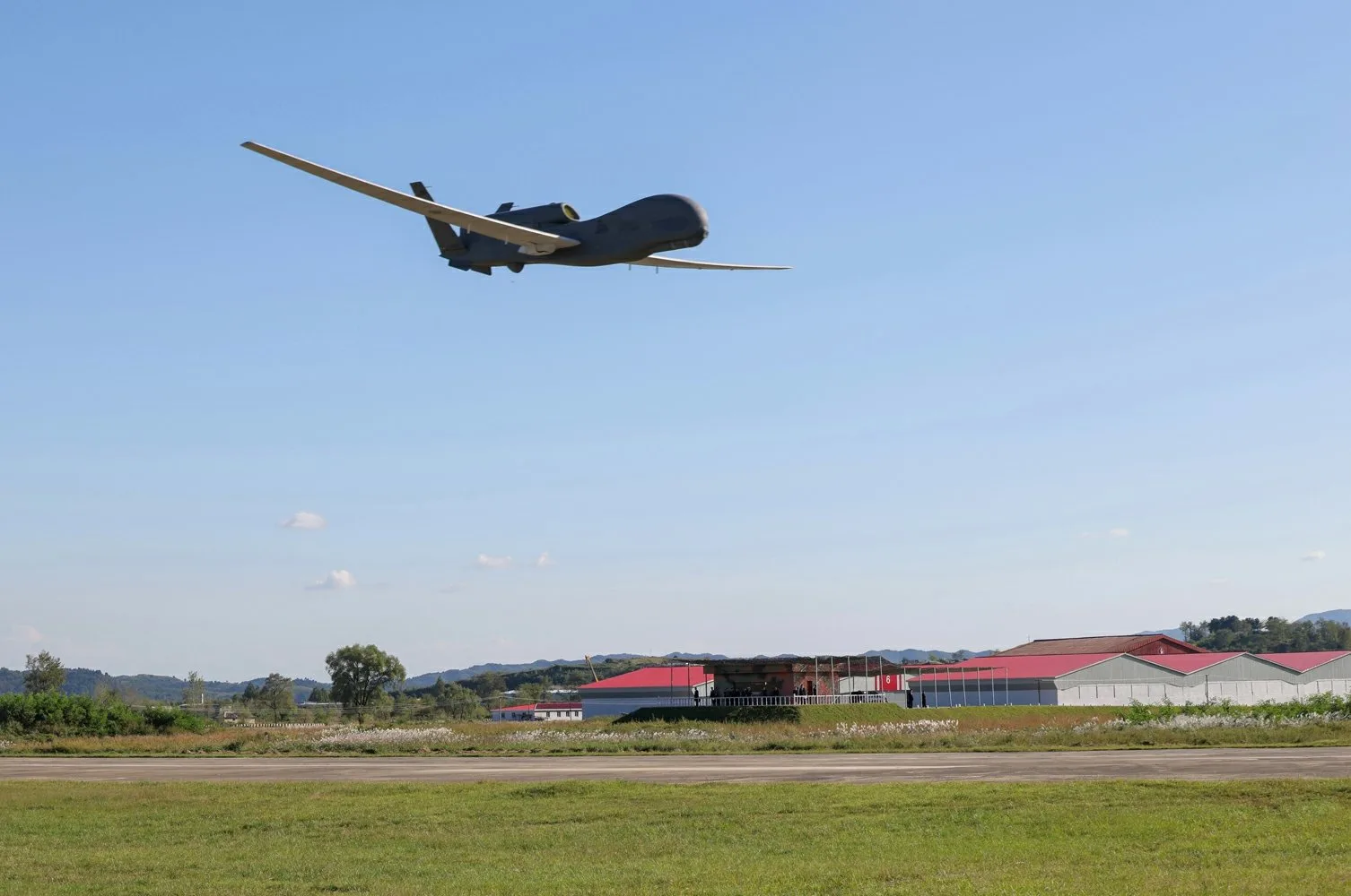 Son registrados vuelos de prueba del nuevo drone Kumsong, el "Global ...